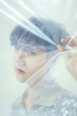 Chrome | color meaning, hex code, palettes, images