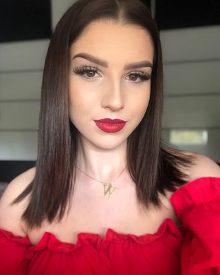 Maroon red | color meaning, hex code, palettes, images